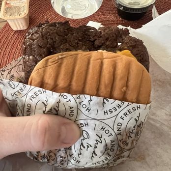 SMASH BROS BURGERS - Updated October 2025 - 154 Photos & 110 Reviews ...