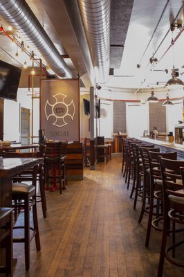 LADDER 133 SPORTS KITCHEN & SOCIAL - 241 Photos & 279 Reviews - 133 ...