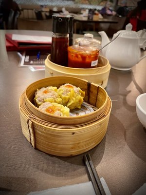 DINE & DIM - 79 Photos & 28 Reviews - 633 Gerrard St E, Toronto ...