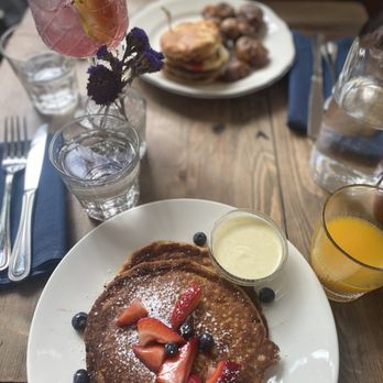 BEN PARIS - Updated June 2024 - 1299 Photos & 548 Reviews - 130 Pike St ...