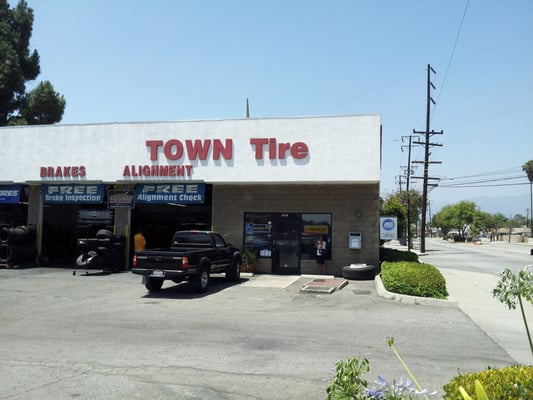 TOWN TIRE & AUTOMOTIVE CENTER - Updated September 2025 - 24 Photos & 64 ...