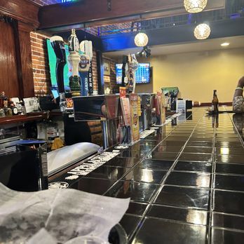 TOOLEY’S TAVERN AT THE BOATHOUSE - Updated December 2025 - 34 Photos ...