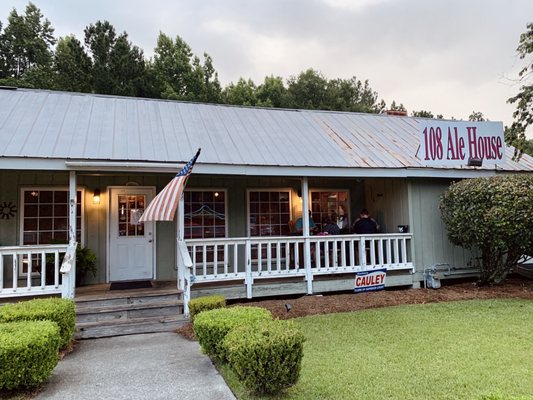 108 ALE HOUSE - Updated May 2024 - 115 Photos & 118 Reviews - 108 ...