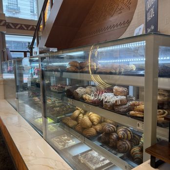 MOKA & CO - Updated November 2025 - 238 Photos & 30 Reviews - 142 W ...