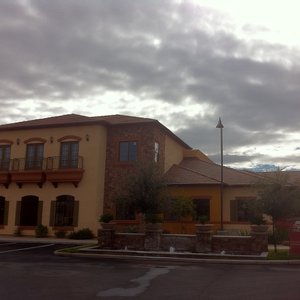 OAK STREET HEALTH - Updated August 2025 - 27 Reviews - 183 W Apache Trl ...