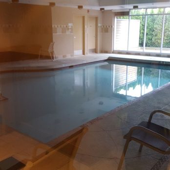 HOLIDAY INN HOTEL & SUITES SURREY EAST - CLOVERDALE - Updated December ...