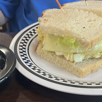 THE ESSEN ROOM - Updated September 2024 - 203 Photos & 213 Reviews - 25 ...