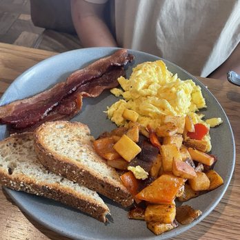 SMALL BARN - Updated July 2024 - 1301 Photos & 674 Reviews - 28535 Old ...