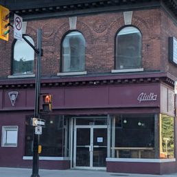 GIULIA - Updated January 2026 - 15 Photos & 12 Reviews - 350 Elgin ...