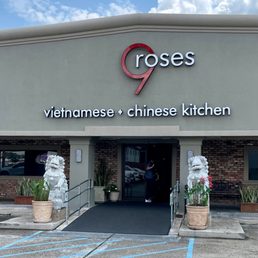 9 ROSES - Updated June 2025 - 668 Photos & 301 Reviews - 1100 Stephens ...