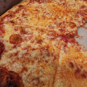 UNCLE RICO’S PIZZA - 82 Photos & 57 Reviews - 2960 Cleveland Ave, Fort ...
