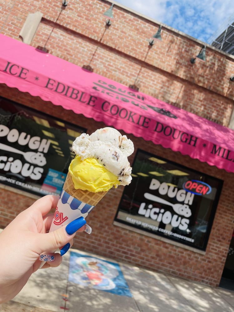 DOUGHLICIOUS - Updated December 2025 - 71 Photos & 21 Reviews - 322 W ...