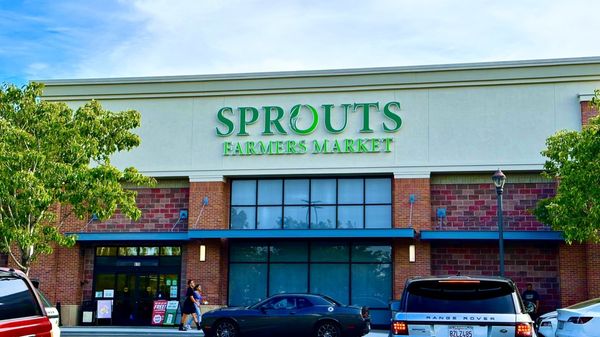 SPROUTS FARMERS MARKET - Updated January 2026 - 63 Photos & 54 Reviews ...