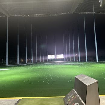 BACK 9 GOLF & ENTERTAINMENT - Updated October 2025 - 284 Photos & 102 ...