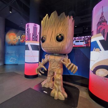 FUNKO - Updated 05/2025 - 4947 Photos & 569 Reviews - 6201 Hollywood ...