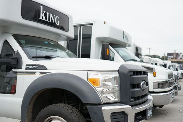 KING LIMOUSINE - Updated December 2025 - 52 Photos & 42 Reviews - 370 ...