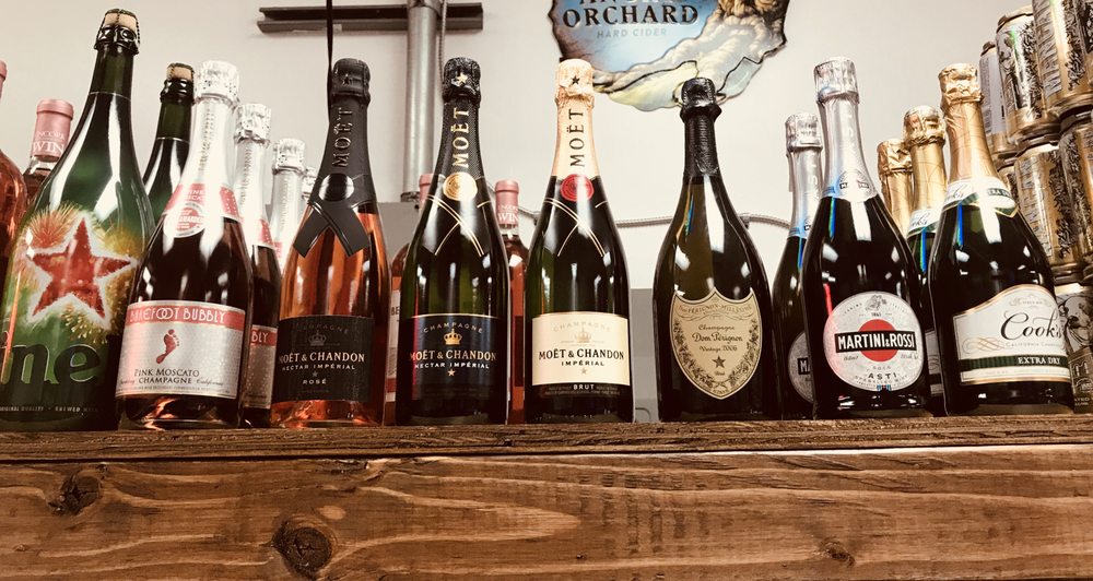 Mondo Beverage Drive Thru, Parma Heights | Roadtrippers