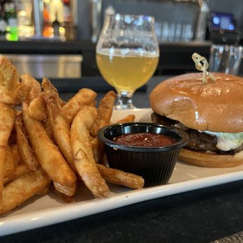 BRU BURGER BAR - Updated July 2025 - 56 Photos & 41 Reviews - 229 S ...