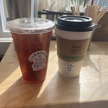 CURBSIDE ON THE RUN - Updated August 2024 - 122 Photos & 168 Reviews ...