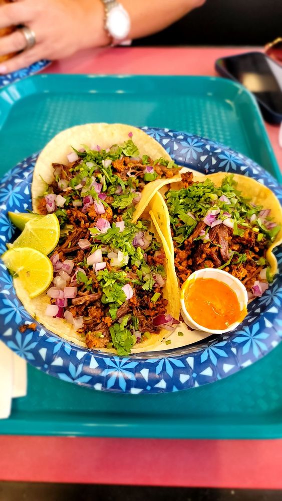 CLAU AND CHUI’S COCINA - 24 Photos & 19 Reviews - 153 S Kamehameha Hwy ...