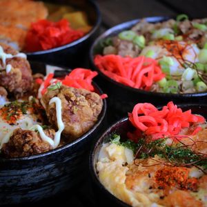 SPIN POKE & GRILL - 244 Photos & 261 Reviews - Japanese - 1081 N Tustin ...