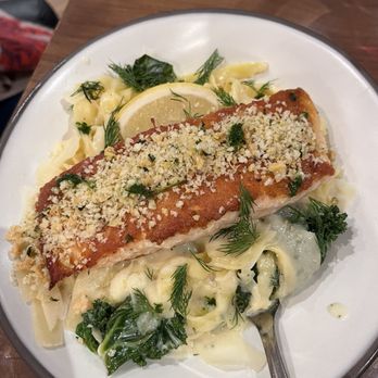 DELISH SISTERS - Updated January 2025 - 54 Photos & 31 Reviews - 389 ...