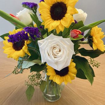 BARBARA’S CUSTOM FLORAL AND GIFTS - Updated January 2026 - 33 Photos ...