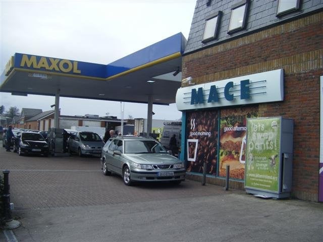 MAXOL/MACE BALLINTEER - Ballinteer Avenue 16, Dundrum, Co. Dublin ...