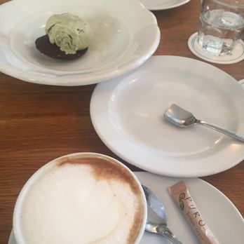 SANSHO - Updated October 2025 - 142 Photos & 60 Reviews - Petrská 25 ...