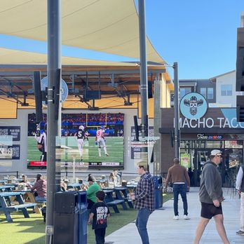 THE HUB - Updated August 2025 - 170 Photos & 128 Reviews - 1289 Johnson ...