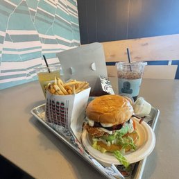 BIRDCALL - Updated November 2025 - 351 Photos & 586 Reviews - 800 E ...