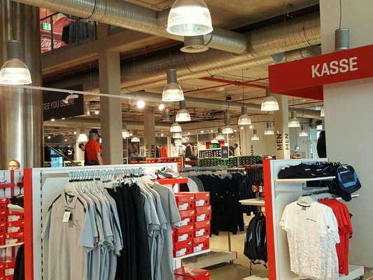 PUMA OUTLET - Updated October 2025 - 26 Photos & 19 Reviews - Puma Way ...