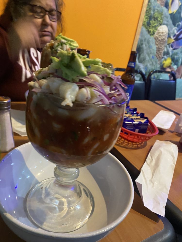 LA SIRENA MARISCOS SEAFOOD - Updated September 2024 - 77 Photos & 37 ...