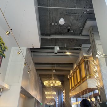 BIRDIE’S BARROOM AND KITCHEN - Updated April 2025 - 111 Photos & 67 ...