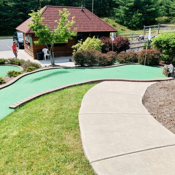 FAIRVIEW LAKE MINI GOLF - Updated October 2025 - 10 Photos - 246 PA-390 ...
