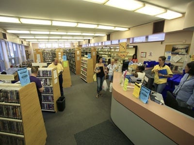 QUEENS PUBLIC LIBRARY - STEINWAY - Updated December 2025 - 10 Photos ...