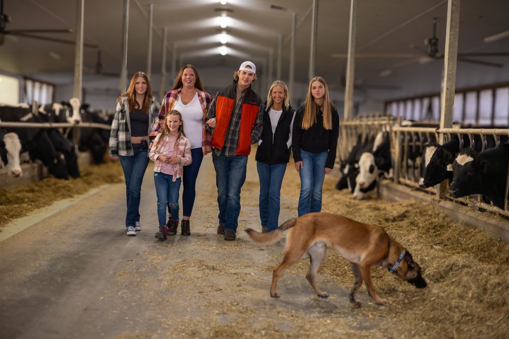 RMB PHOTOGRAPHY - Updated April 2025 - 67 Photos - Kitchener, Ontario ...