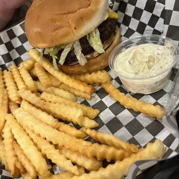 VICTORY BURGER - Updated December 2025 - 38 Photos & 56 Reviews - 835 N ...