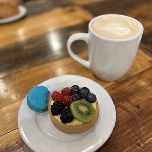 ME ENCANTA - Updated November 2025 - 27 Reviews & 63 Photos - 1231 ...