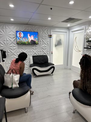 MOON PLASTIC SURGERY - Updated January 2026 - 49 Photos & 64 Reviews ...