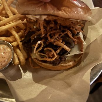 MILL CITY PUBLIC HOUSE - Updated September 2025 - 127 Photos & 103 ...