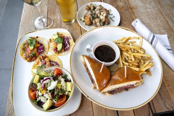 CORK & PIG TAVERN - Updated October 2024 - 182 Photos & 131 Reviews - 1431 E Southlake Blvd ...