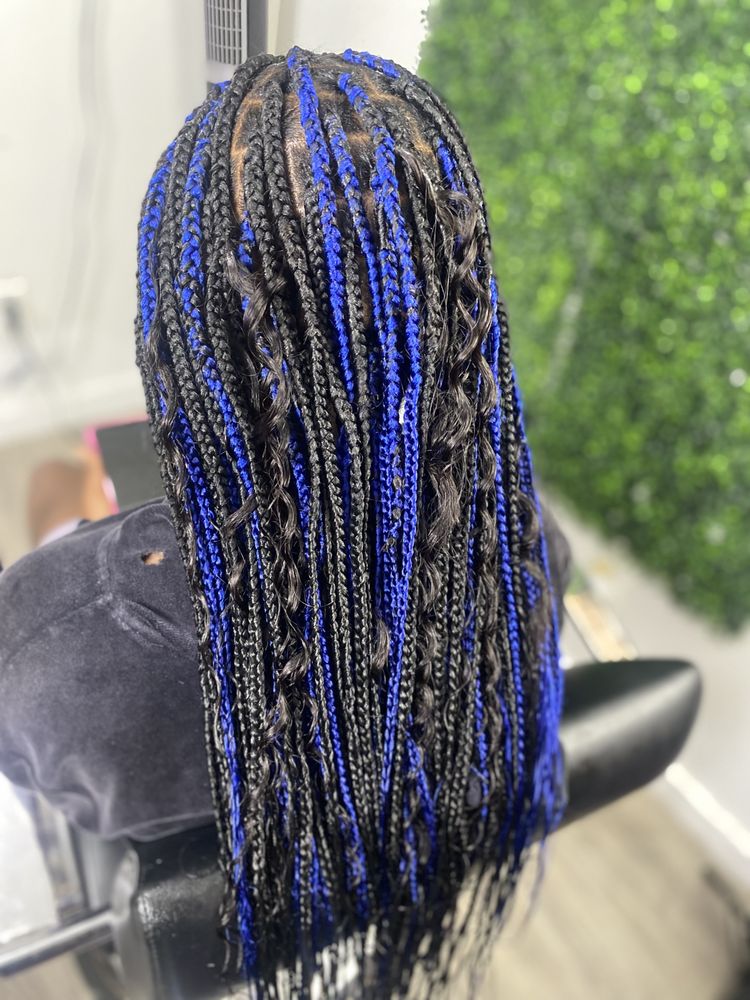 QUEEN LOCS - Updated June 2025 - Request an Appointment - 37 Photos ...