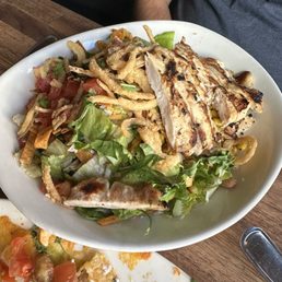 YARD HOUSE - Updated December 2025 - 1156 Photos & 1390 Reviews - 1555 ...