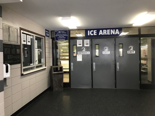 ROSEVILLE ICE ARENA - Updated September 2025 - 2661 Civic Center Dr ...