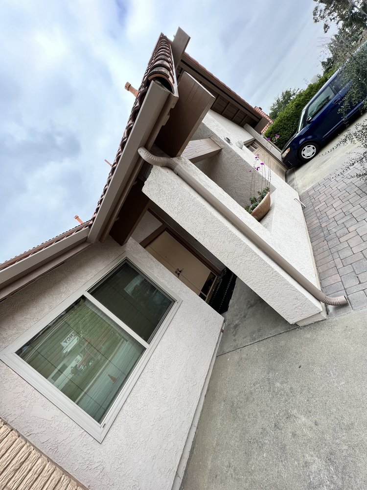 GOLDEN COAST RAIN GUTTERS - Updated October 2025 - 60 Photos - Garden ...