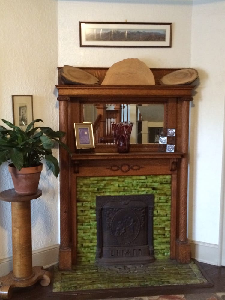 THE GRAY ROCK INN - Updated December 2025 - 100 Biltmore Ave, Asheville ...