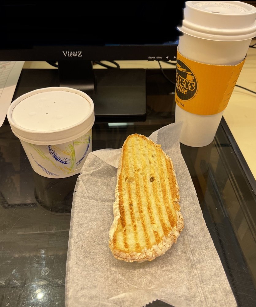 CASEY’S COFFEE & SANDWICHES - 12 Photos & 22 Reviews - 355 E St SW ...