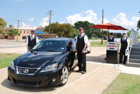 MR VALET OF TEXAS - Updated December 2025 - 25 Photos - 709 W Rusk St ...