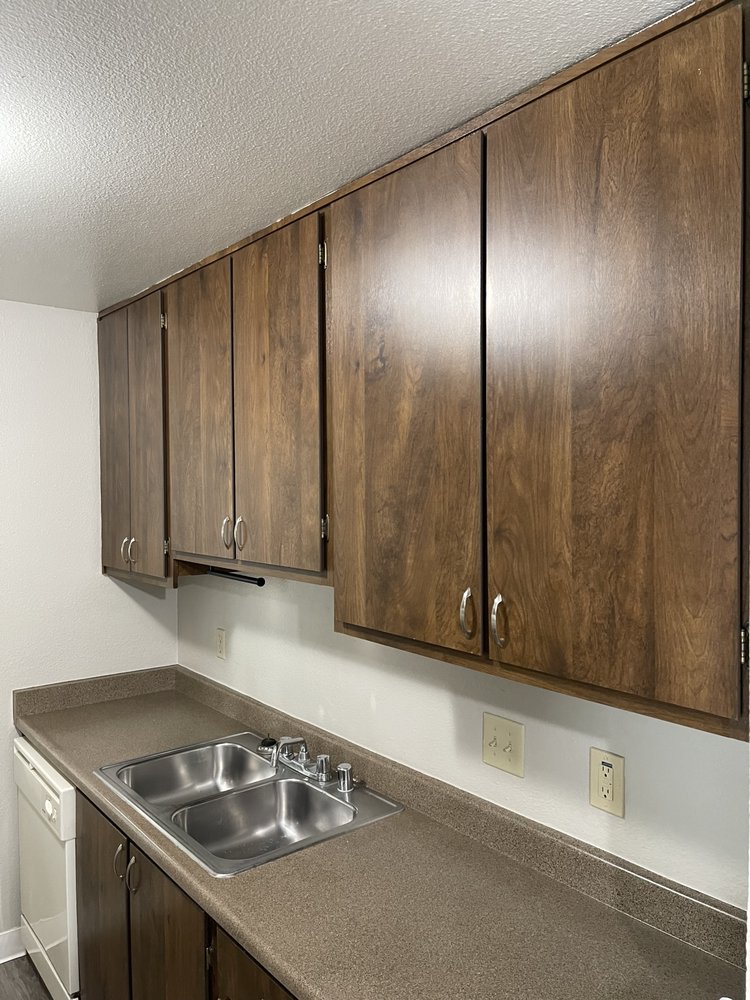 CRISP CLEANING - Updated July 2025 - 19 Photos - Sacramento, California ...